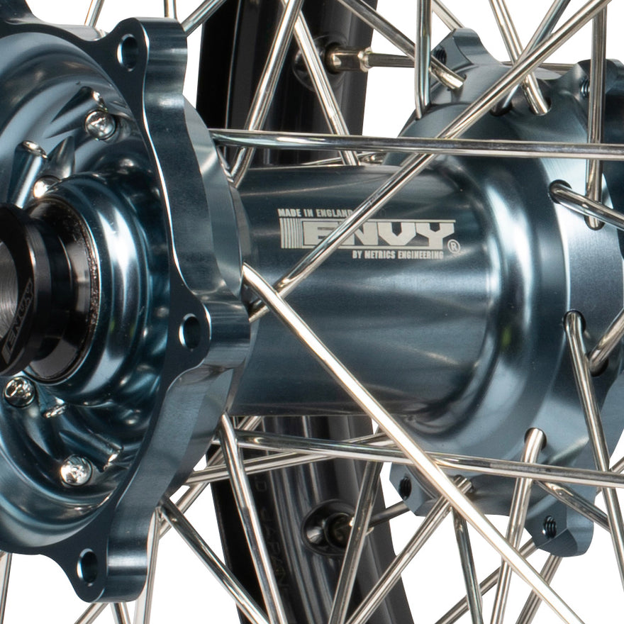 Axiom Moto-X - Custom Wheel Building Experts by Kevin Titman