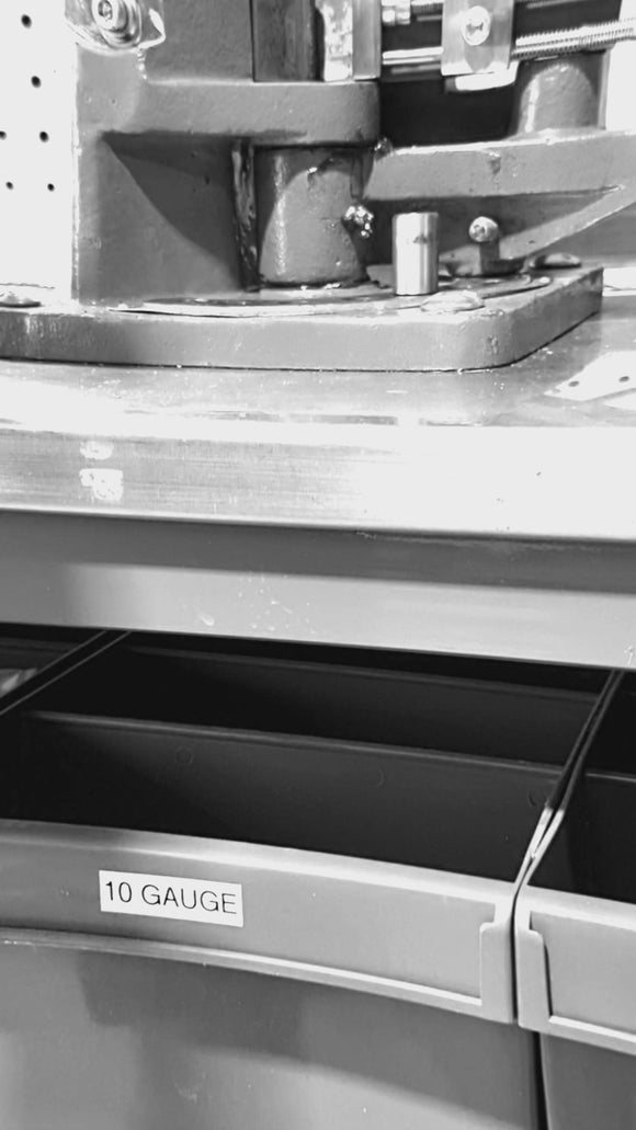 Custom Bulldog Spoke Sets Manufactured in House in Australia Watch the ...